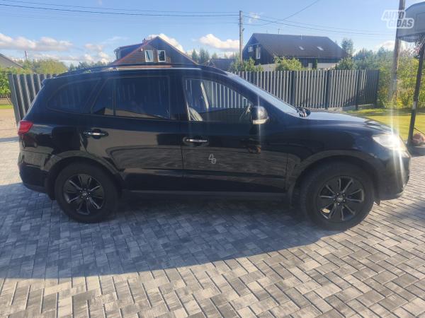 Hyundai Santa Fe 2012 Panevēža vietnē Hyundai Santa Fe 2012 Panevēža, ar dzinēja tilpumu 2.20 L un nobraukumu 131 tūkst. km par 2400 €, foto 7 vietnē AUTOMOTO.COM.LV