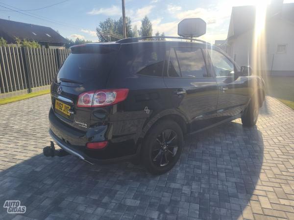 Hyundai Santa Fe 2012 Panevēža vietnē Hyundai Santa Fe 2012 Panevēža, ar dzinēja tilpumu 2.20 L un nobraukumu 131 tūkst. km par 2400 €, foto 8 vietnē AUTOMOTO.COM.LV