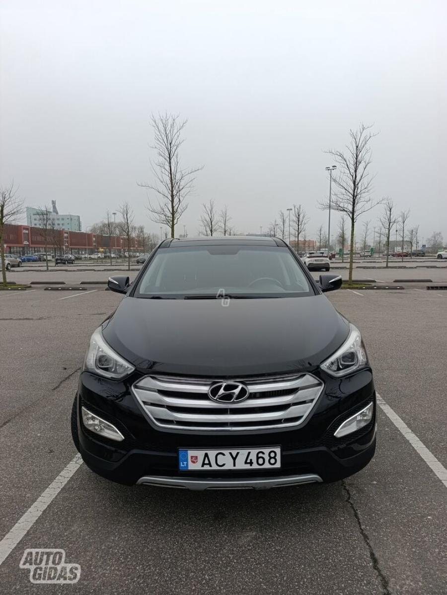 Hyundai Santa Fe 2013 in Klaipeda, with an engine capacity of 2.00 L and mileage of 176 thousand km for 9000 €, photo 3 on AUTOMOTO.COM.LV