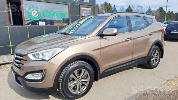 Hyundai Santa Fe 2013 Rīga, ar dzinēja tilpumu 2.20 L un nobraukumu 248 tūkst. km par 7400 €, foto 1 vietnē AUTOMOTO.COM.LV