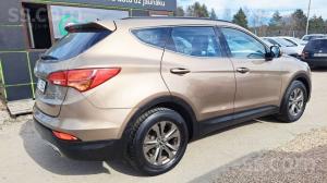 Hyundai Santa Fe 2013 Rīga, ar dzinēja tilpumu 2.20 L un nobraukumu 248 tūkst. km par 7400 €, foto 3 vietnē AUTOMOTO.COM.LV