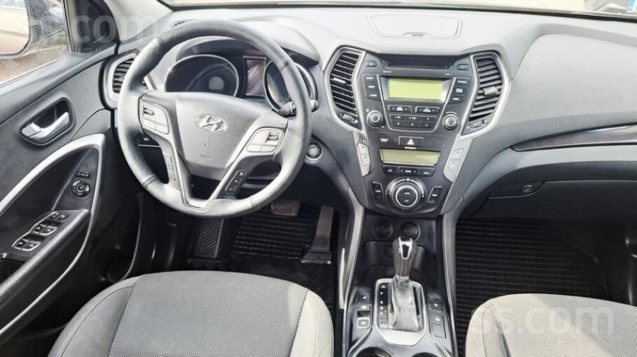 Hyundai Santa Fe 2013 Rīga, ar dzinēja tilpumu 2.20 L un nobraukumu 248 tūkst. km par 7400 €, foto 10 vietnē AUTOMOTO.COM.LV