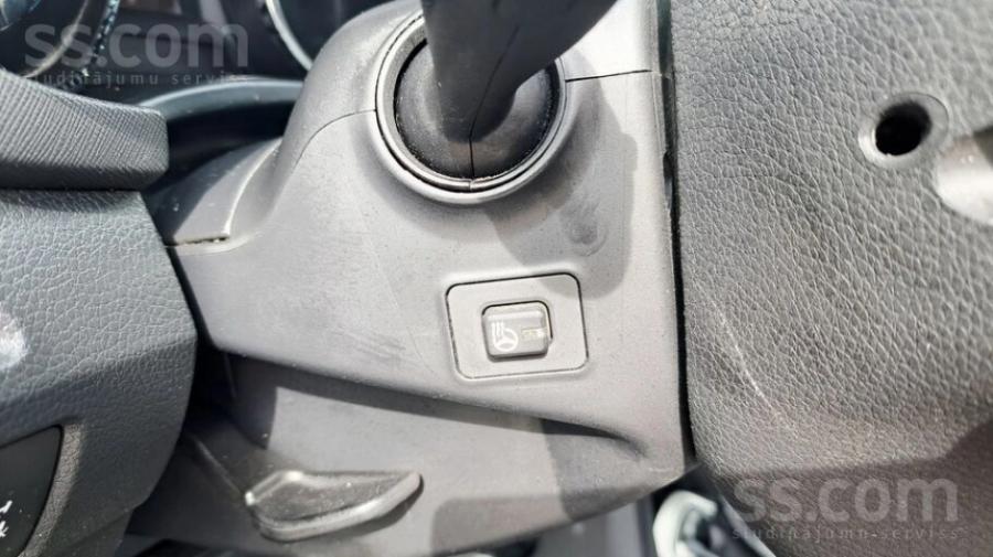Hyundai Santa Fe 2013 Rīga, ar dzinēja tilpumu 2.20 L un nobraukumu 248 tūkst. km par 7400 €, foto 17 vietnē AUTOMOTO.COM.LV