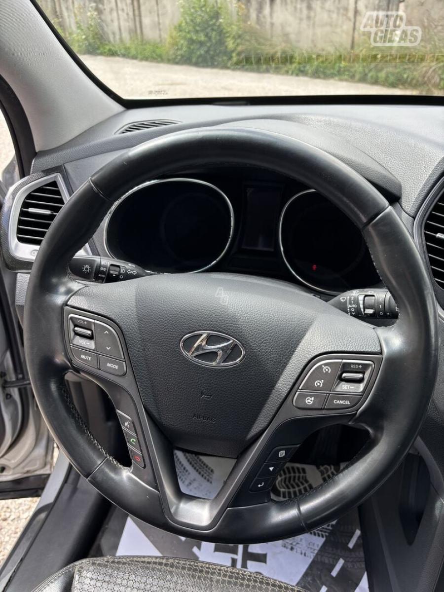 Hyundai Santa Fe 2013 Utena, ar dzinēja tilpumu 2.20 L un nobraukumu 196 tūkst. km par 7850 €, foto 13 vietnē AUTOMOTO.COM.LV