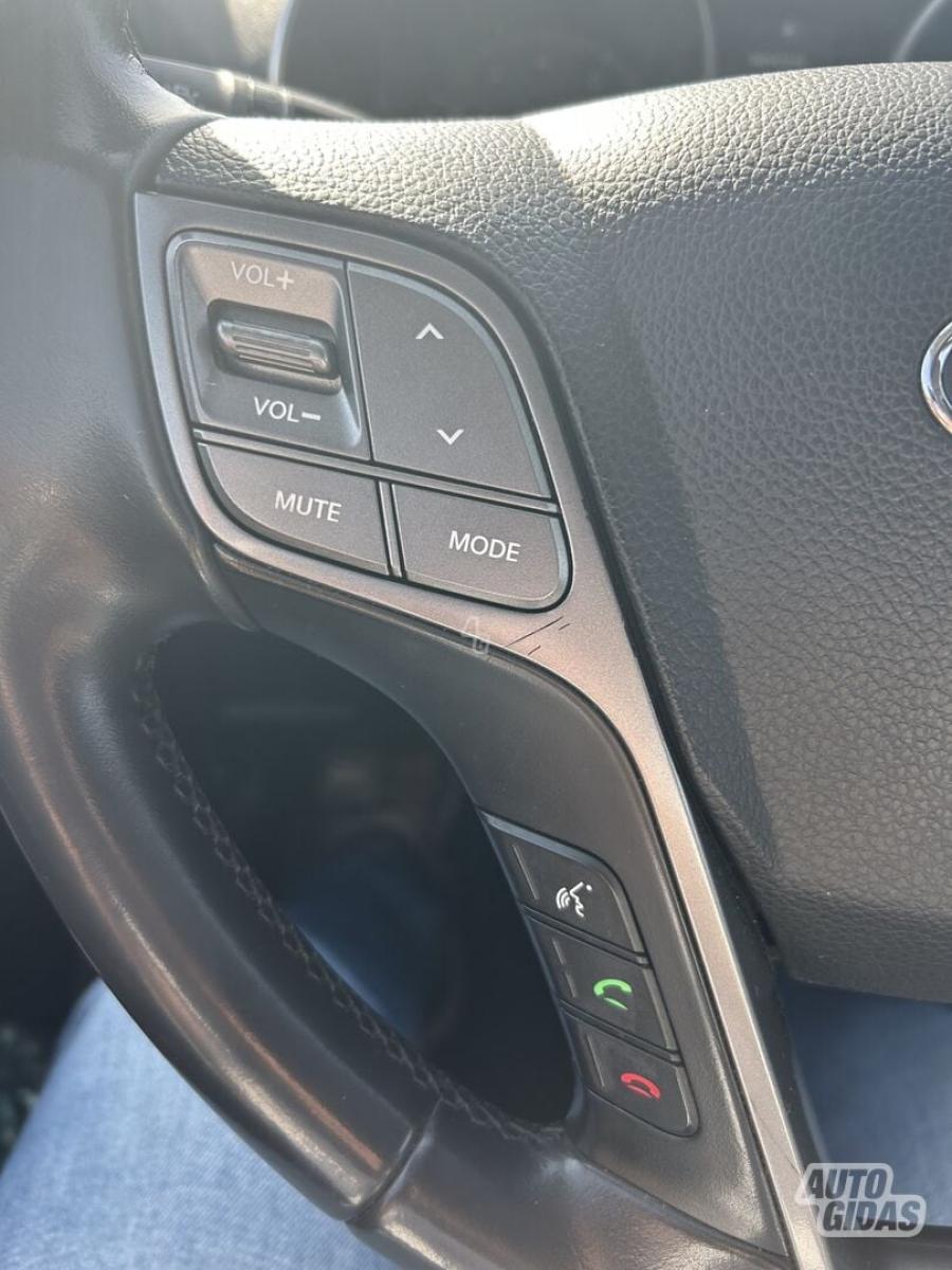 Hyundai Santa Fe 2013 Viļņa, ar dzinēja tilpumu 2.00 L un nobraukumu 149 tūkst. km par 6699 €, foto 23 vietnē AUTOMOTO.COM.LV