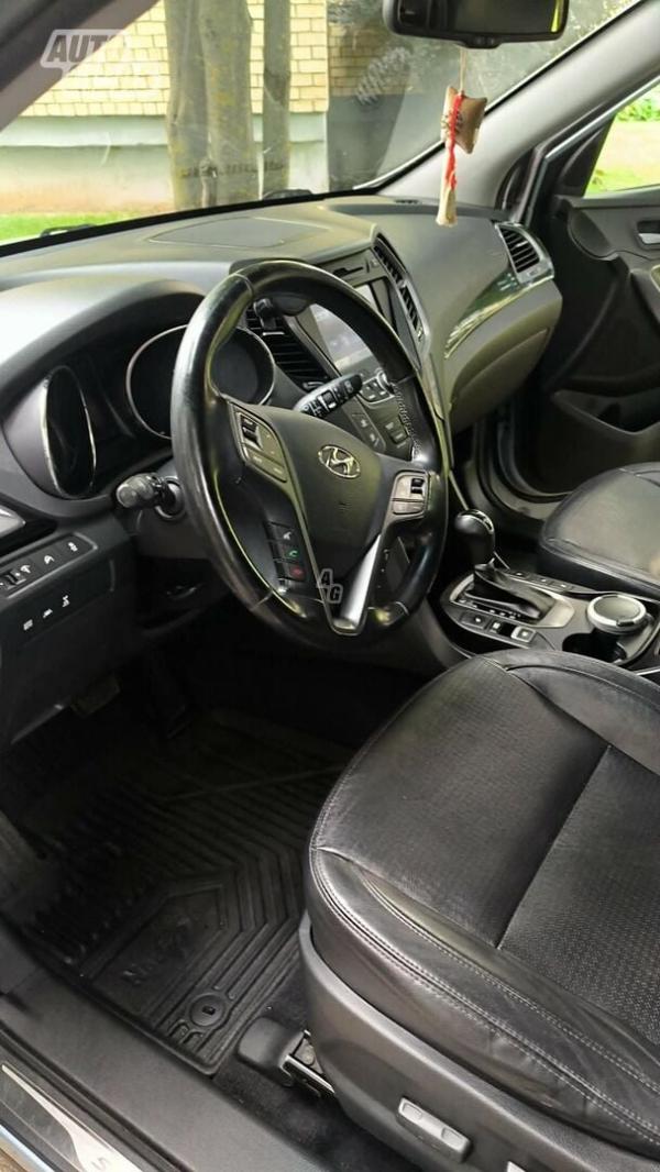 Hyundai Santa Fe 2013 KauÅa vietnÄ Hyundai Santa Fe 2013 KauÅa, ar dzinÄja tilpumu 2.20 L un nobraukumu 299 tÅ«kst. km par 9000 ā¬, foto 6 vietnÄ AUTOMOTO.COM.LV