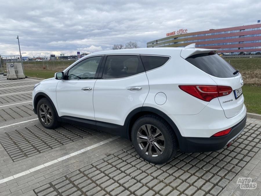 Hyundai Santa Fe 2014 in Vilnius, with an engine capacity of 2.40 L and mileage of 182 thousand km for 7600 €, photo 3 on AUTOMOTO.COM.LV