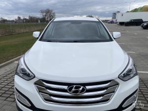 Hyundai Santa Fe 2014 in Vilnius, with an engine capacity of 2.40 L and mileage of 182 thousand km for 7600 €, photo 7 on AUTOMOTO.COM.LV