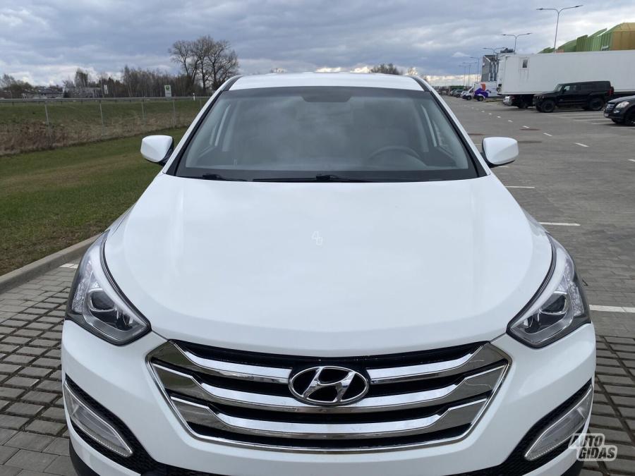 Hyundai Santa Fe 2014 in Vilnius, with an engine capacity of 2.40 L and mileage of 182 thousand km for 7600 €, photo 7 on AUTOMOTO.COM.LV