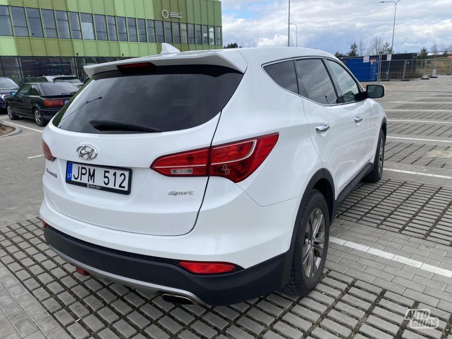 Hyundai Santa Fe 2014 in Vilnius, with an engine capacity of 2.40 L and mileage of 182 thousand km for 7600 €, photo 9 on AUTOMOTO.COM.LV