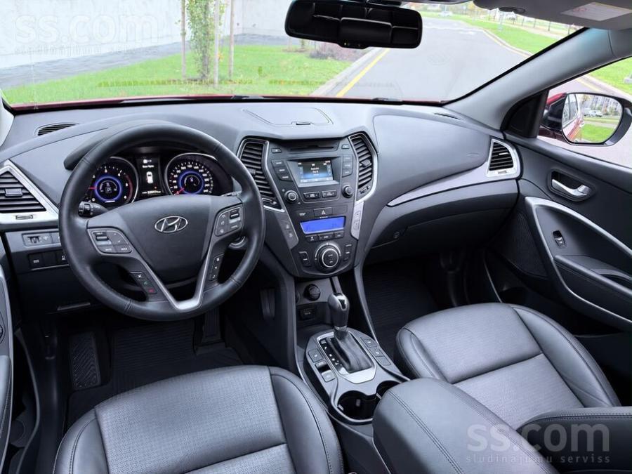 Hyundai Santa Fe 2014 in Riga, with an engine capacity of 2.20 L and mileage of 219 thousand km for 8450 €, photo 13 on AUTOMOTO.COM.LV
