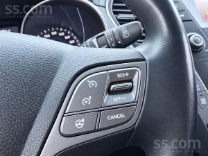 Hyundai Santa Fe 2014 in Riga, with an engine capacity of 2.20 L and mileage of 219 thousand km for 8450 €, photo 24 on AUTOMOTO.COM.LV