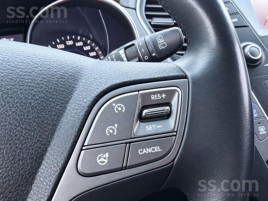 Hyundai Santa Fe 2014 in Riga, with an engine capacity of 2.20 L and mileage of 219 thousand km for 8450 €, photo 24 on AUTOMOTO.COM.LV