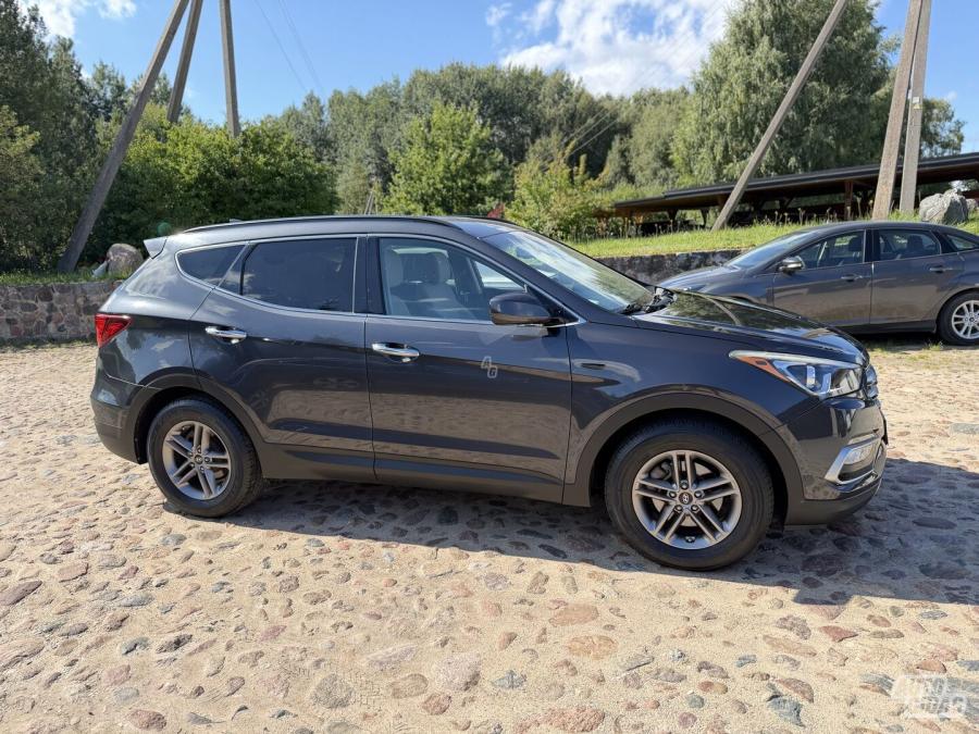 Hyundai Santa Fe 2017 Radviliškis, ar dzinēja tilpumu 2.40 L un nobraukumu 237 tūkst. km par 10900 €, foto 5 vietnē AUTOMOTO.COM.LV