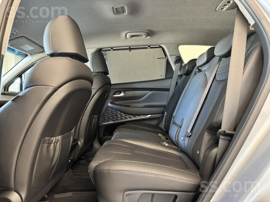 Hyundai Santa Fe 2018 Tukums, ar dzinēja tilpumu 2.20 L un nobraukumu 156 tūkst. km par 22500 €, foto 10 vietnē AUTOMOTO.COM.LV