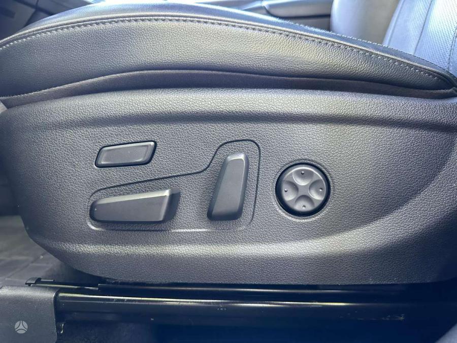 Hyundai Santa Fe 2020 Tauragė, ar dzinēja tilpumu 2.20 L un nobraukumu 287 tūkst. km par 16900 €, foto 21 vietnē AUTOMOTO.COM.LV