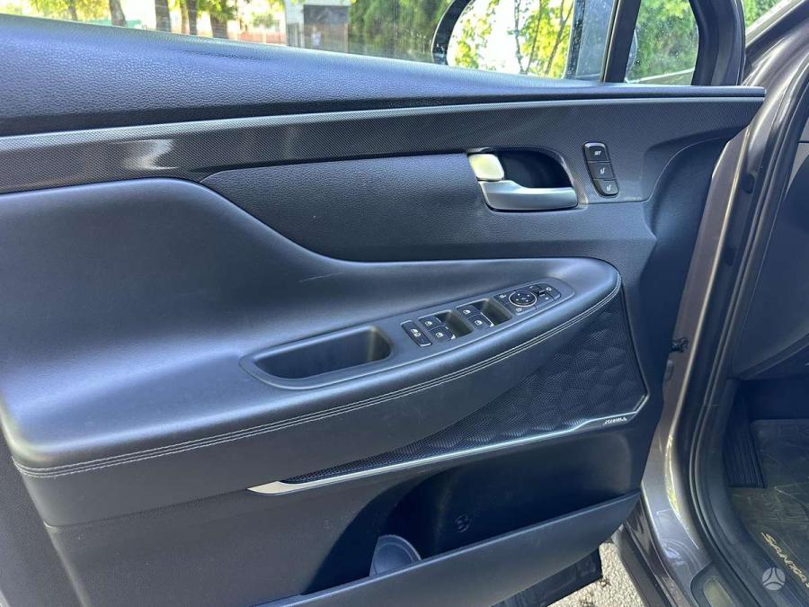 Hyundai Santa Fe 2020 Tauragė, ar dzinēja tilpumu 2.20 L un nobraukumu 287 tūkst. km par 16900 €, foto 22 vietnē AUTOMOTO.COM.LV