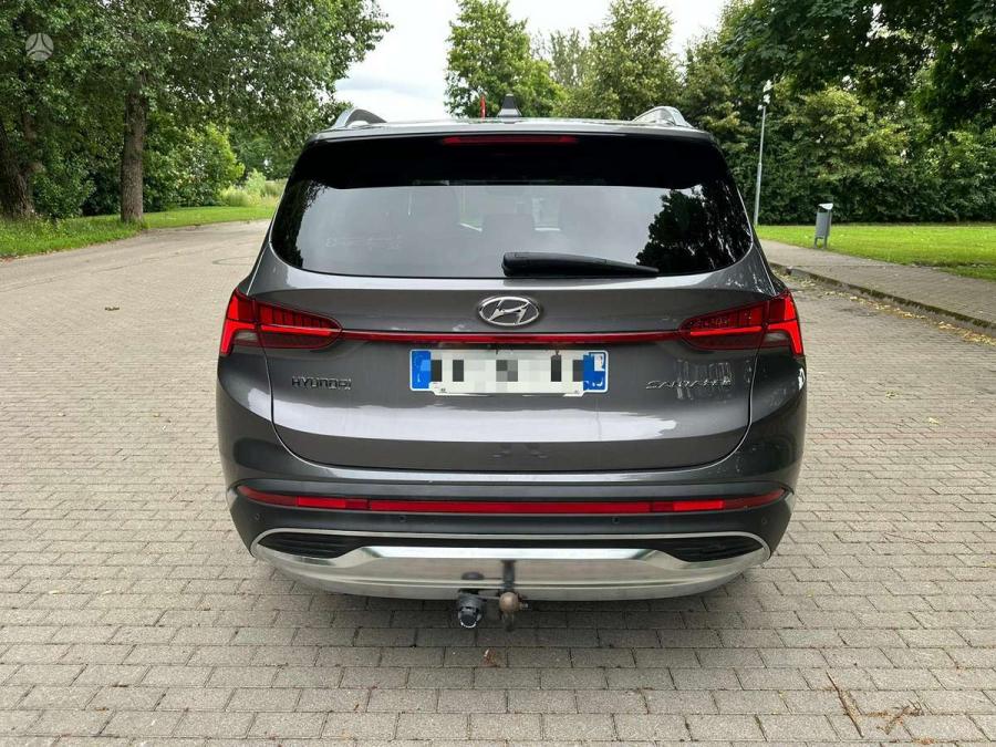 Hyundai Santa Fe 2020 in Taurage, with an engine capacity of 2.20 L and mileage of 287 thousand km for 16800 €, photo 7 on AUTOMOTO.COM.LV