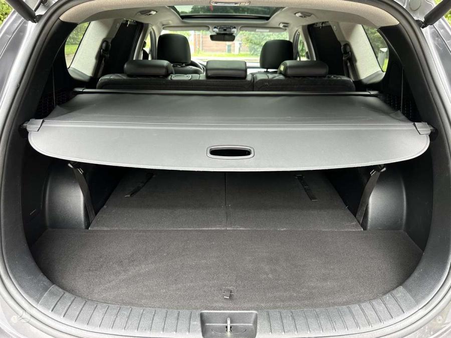 Hyundai Santa Fe 2020 in Taurage, with an engine capacity of 2.20 L and mileage of 287 thousand km for 16800 €, photo 15 on AUTOMOTO.COM.LV