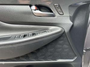 Hyundai Santa Fe 2020 in Taurage, with an engine capacity of 2.20 L and mileage of 287 thousand km for 16800 €, photo 18 on AUTOMOTO.COM.LV