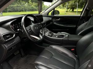 Hyundai Santa Fe 2020 in Taurage, with an engine capacity of 2.20 L and mileage of 287 thousand km for 16800 €, photo 20 on AUTOMOTO.COM.LV