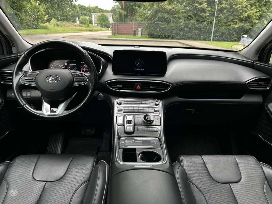 Hyundai Santa Fe 2020 in Taurage, with an engine capacity of 2.20 L and mileage of 287 thousand km for 16800 €, photo 29 on AUTOMOTO.COM.LV