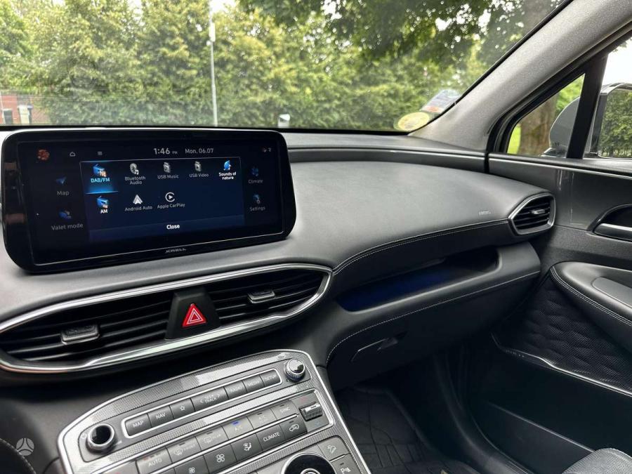 Hyundai Santa Fe 2020 in Taurage, with an engine capacity of 2.20 L and mileage of 287 thousand km for 16800 €, photo 32 on AUTOMOTO.COM.LV