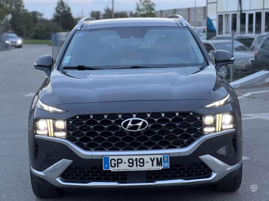 Hyundai Santa Fe 2023 in Ukmerge, with an engine capacity of 1.60 L and mileage of 160 thousand km for 24950 €, photo 7 on AUTOMOTO.COM.LV