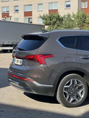 Hyundai Santa Fe 2023 in Ukmerge, with an engine capacity of 1.60 L and mileage of 160 thousand km for 24950 €, photo 12 on AUTOMOTO.COM.LV