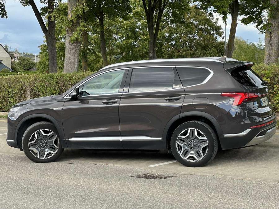 Hyundai Santa Fe 2023 in Ukmerge, with an engine capacity of 1.60 L and mileage of 160 thousand km for 24950 €, photo 16 on AUTOMOTO.COM.LV