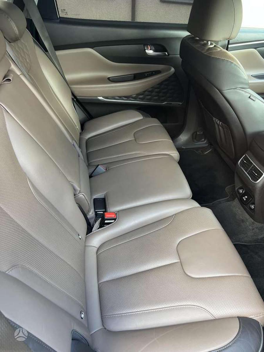 Hyundai Santa Fe 2023 in Ukmerge, with an engine capacity of 1.60 L and mileage of 160 thousand km for 24950 €, photo 28 on AUTOMOTO.COM.LV