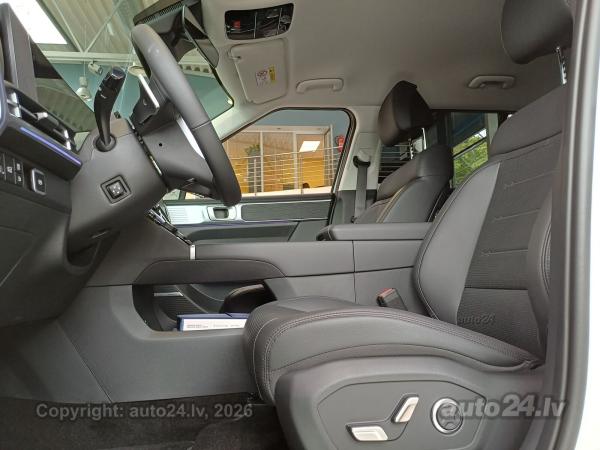 Hyundai Santa Fe 2026 in Tallinn on AUTOMOTO.COM.LV Hyundai Santa Fe 2026 in Tallinn, with an engine capacity of 1.60 L and mileage of 0 thousand km for 63000 €, photo 9 on AUTOMOTO.COM.LV