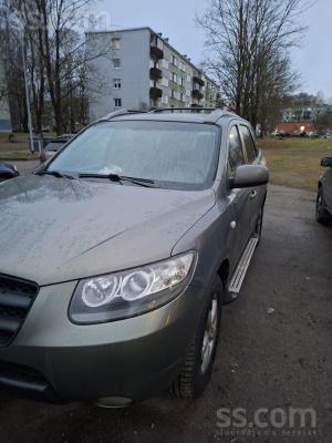 Green Hyundai Santa Fe 2006 in Riga, with an engine capacity of 2.00 L and mileage of 0 thousand km for 2700 €, photo  on AUTOMOTO.COM.LV