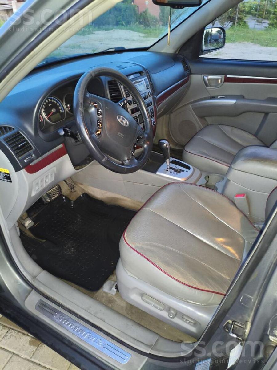Zaļš Hyundai Santa Fe 2006 Rēzekne, ar dzinēja tilpumu 2.20 L un nobraukumu 450 tūkst. km par 1600 €, foto 7 vietnē AUTOMOTO.COM.LV