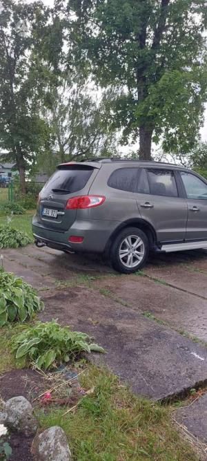 Zaļš Hyundai Santa Fe 2006 Nemenčinė, ar dzinēja tilpumu 2.19 L un nobraukumu 250 tūkst. km par 1200 €, foto 3 vietnē AUTOMOTO.COM.LV