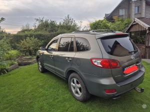 Zaļš Hyundai Santa Fe 2006 Tauragė, ar dzinēja tilpumu 2.19 L un nobraukumu 375 tūkst. km par 2500 €, foto 3 vietnē AUTOMOTO.COM.LV
