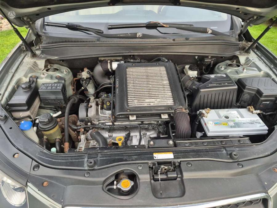 Zaļš Hyundai Santa Fe 2006 Tauragė, ar dzinēja tilpumu 2.19 L un nobraukumu 375 tūkst. km par 2500 €, foto 8 vietnē AUTOMOTO.COM.LV