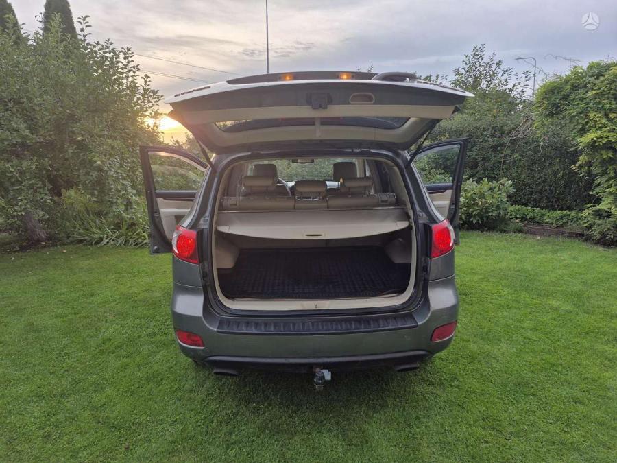 Zaļš Hyundai Santa Fe 2006 Tauragė, ar dzinēja tilpumu 2.19 L un nobraukumu 375 tūkst. km par 2500 €, foto 10 vietnē AUTOMOTO.COM.LV