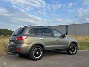 Zaļš Hyundai Santa Fe 2007 Viļņa, ar dzinēja tilpumu 2.19 L un nobraukumu 183 tūkst. km par 3700 €, foto 11 vietnē AUTOMOTO.COM.LV