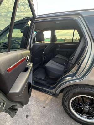 Zaļš Hyundai Santa Fe 2007 Viļņa, ar dzinēja tilpumu 2.19 L un nobraukumu 183 tūkst. km par 3700 €, foto 19 vietnē AUTOMOTO.COM.LV