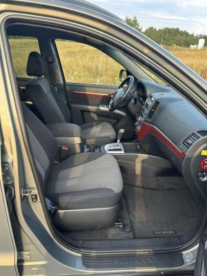 Zaļš Hyundai Santa Fe 2007 Viļņa, ar dzinēja tilpumu 2.19 L un nobraukumu 183 tūkst. km par 3700 €, foto 21 vietnē AUTOMOTO.COM.LV