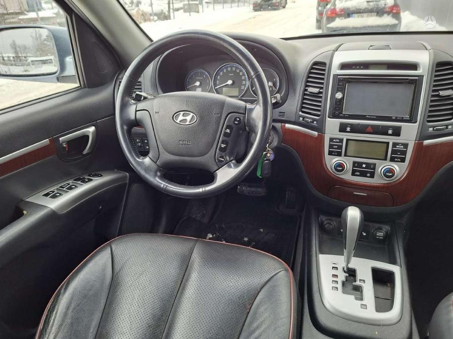 Zaļš Hyundai Santa Fe 2008 Ukmergė, ar dzinēja tilpumu 2.20 L un nobraukumu 310 tūkst. km par 3950 €, foto 7 vietnē AUTOMOTO.COM.LV