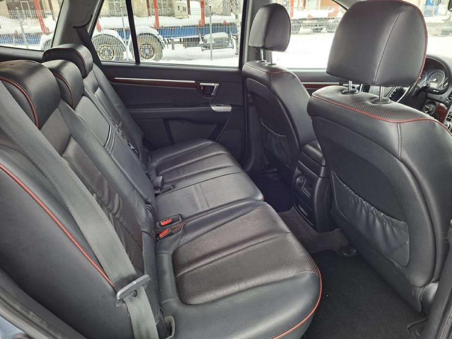 Zaļš Hyundai Santa Fe 2008 Ukmergė, ar dzinēja tilpumu 2.20 L un nobraukumu 310 tūkst. km par 3950 €, foto 14 vietnē AUTOMOTO.COM.LV