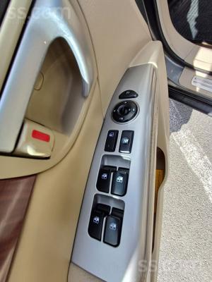 Zaļš Hyundai Santa Fe 2008 Rīga, ar dzinēja tilpumu 2.20 L un nobraukumu 329 tūkst. km par 3600 €, foto 13 vietnē AUTOMOTO.COM.LV
