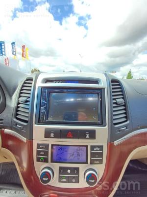 Zaļš Hyundai Santa Fe 2008 Rīga, ar dzinēja tilpumu 2.20 L un nobraukumu 329 tūkst. km par 3600 €, foto 16 vietnē AUTOMOTO.COM.LV