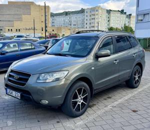 Zaļš Hyundai Santa Fe 2008 Viļņa, ar dzinēja tilpumu 2.19 L un nobraukumu 300 tūkst. km par 2500 €, foto 3 vietnē AUTOMOTO.COM.LV