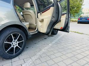 Zaļš Hyundai Santa Fe 2008 Viļņa, ar dzinēja tilpumu 2.19 L un nobraukumu 300 tūkst. km par 2500 €, foto 4 vietnē AUTOMOTO.COM.LV