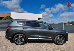 Green Hyundai Santa Fe 2020 in Vilkaviskis, with an engine capacity of 2.20 L and mileage of 290 thousand km for 15600 €, photo 13 on AUTOMOTO.COM.LV