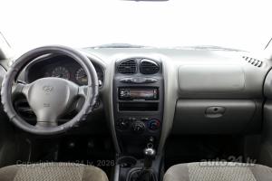 Серый Хендай Санта Фе 2001 в Таллин, объемом двигателя 2.40 л и пробегом 222 тыс. км за 1299 €, фото 6 на AUTOMOTO.COM.LV