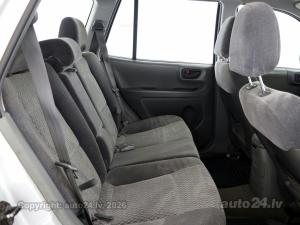 Серый Хендай Санта Фе 2001 в Таллин, объемом двигателя 2.40 л и пробегом 222 тыс. км за 1299 €, фото 8 на AUTOMOTO.COM.LV